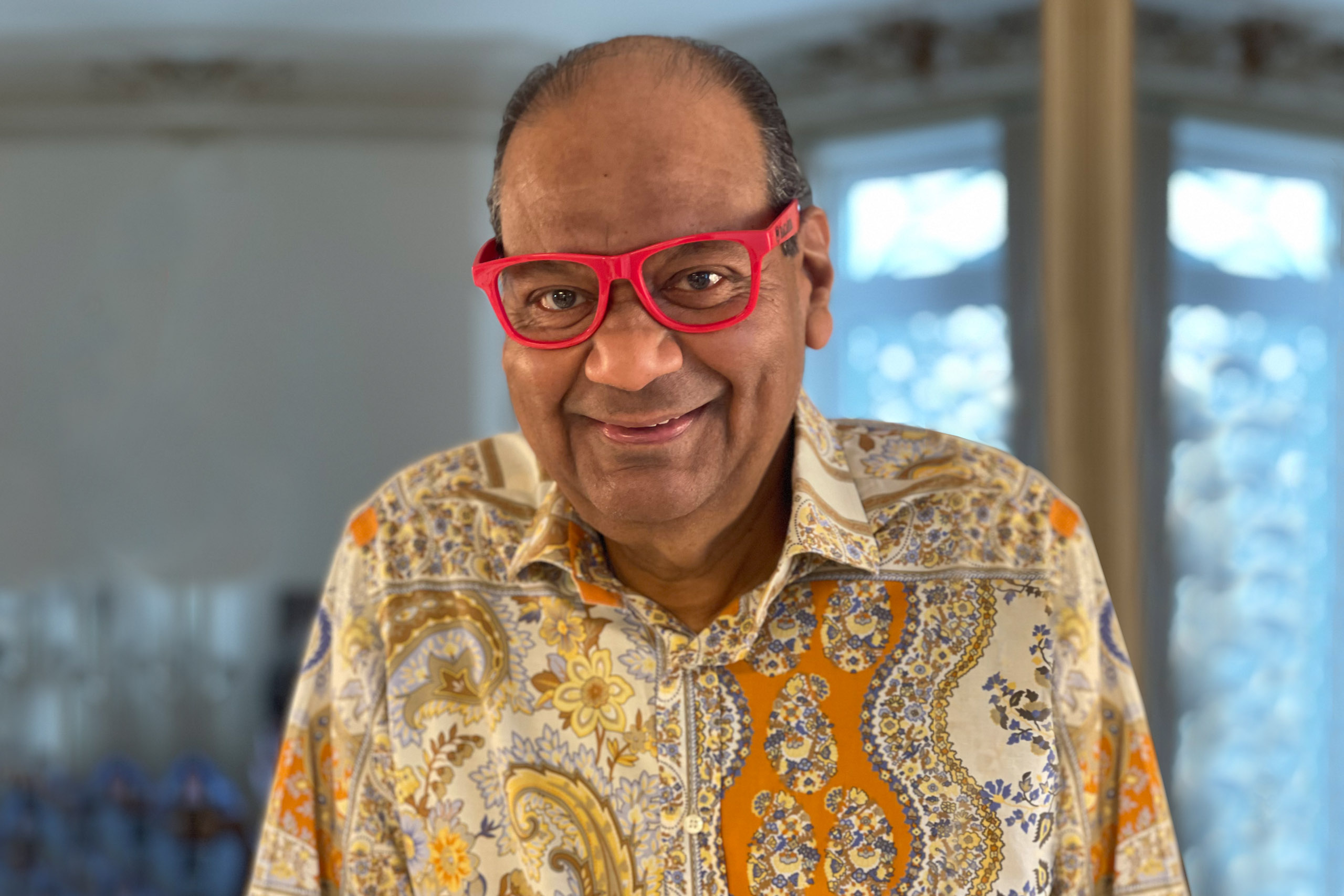 Bintu talkt mit Mike Washington - Mrs.CITY Hamburg